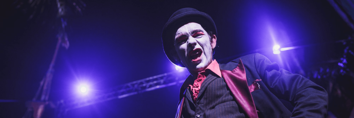 Showman – Doug Francisco